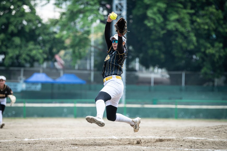 S87 Softball: UST keeps podium hopes alive with rout of Ateneo ...